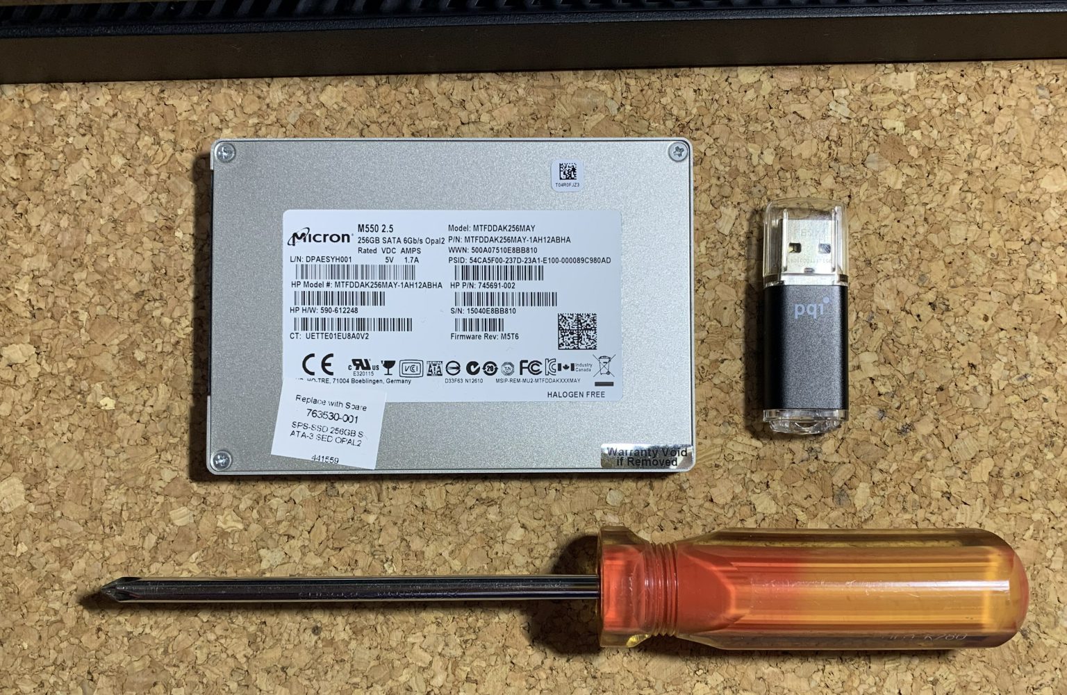 PS4(CUH-1000A)分解・改造 SSD換装作業 | パソコン分解修理ブログ