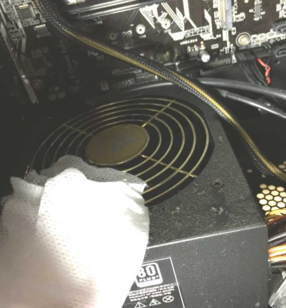 PC掃除・ゲーミングパソコン「GALLERIA」のお掃除・内部清掃 | パソコン分解修理ブログ